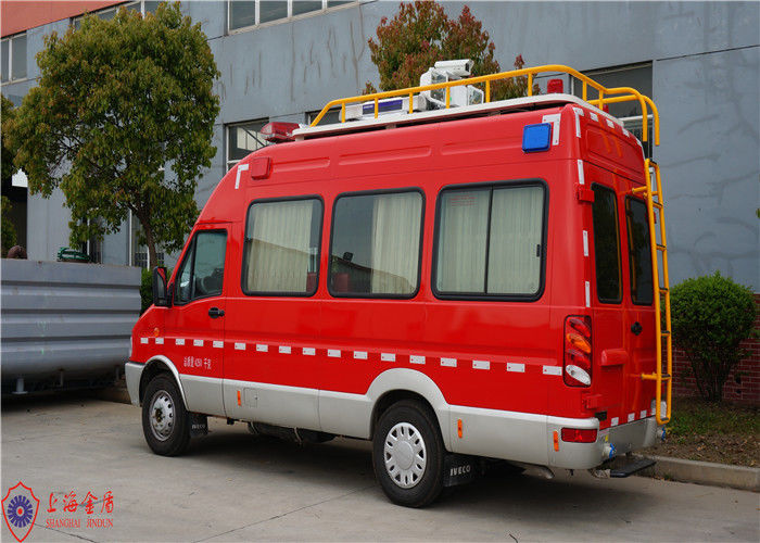 IVECO Chassis Command Fire Trucks Gross Weight 4000kg For Buliding Fire ...