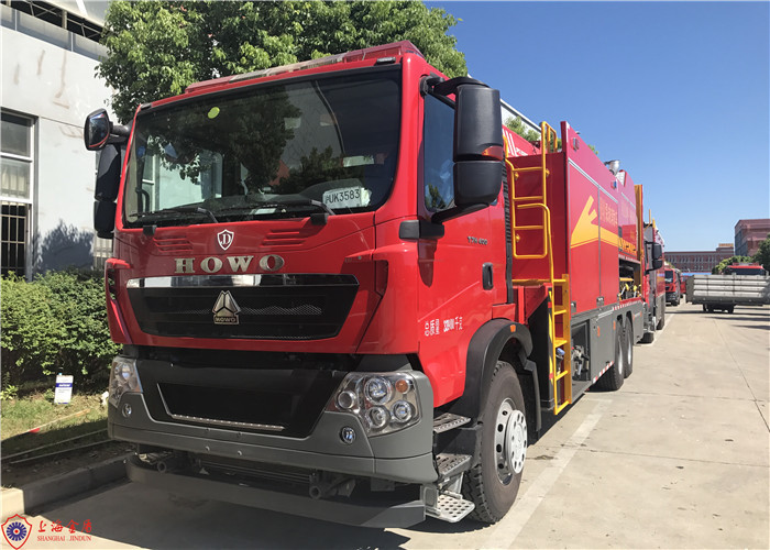 Powerful Two Seats Commercial Water Pumper Fire Truck 6*4 Drive with ...