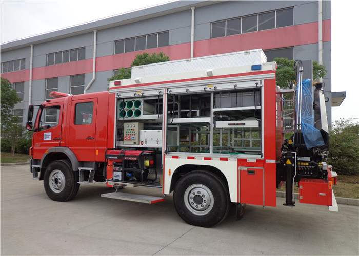 4×4 Emergency Fire and Rescue Trucks with Teloscopic Lighting System ...