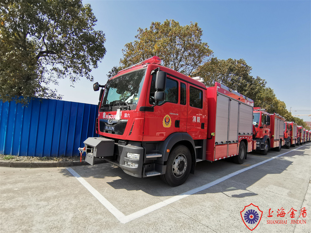MAN Chassis 4x2 Drive 213Kw Emergency Rescue Firefighting Vehicle With ...